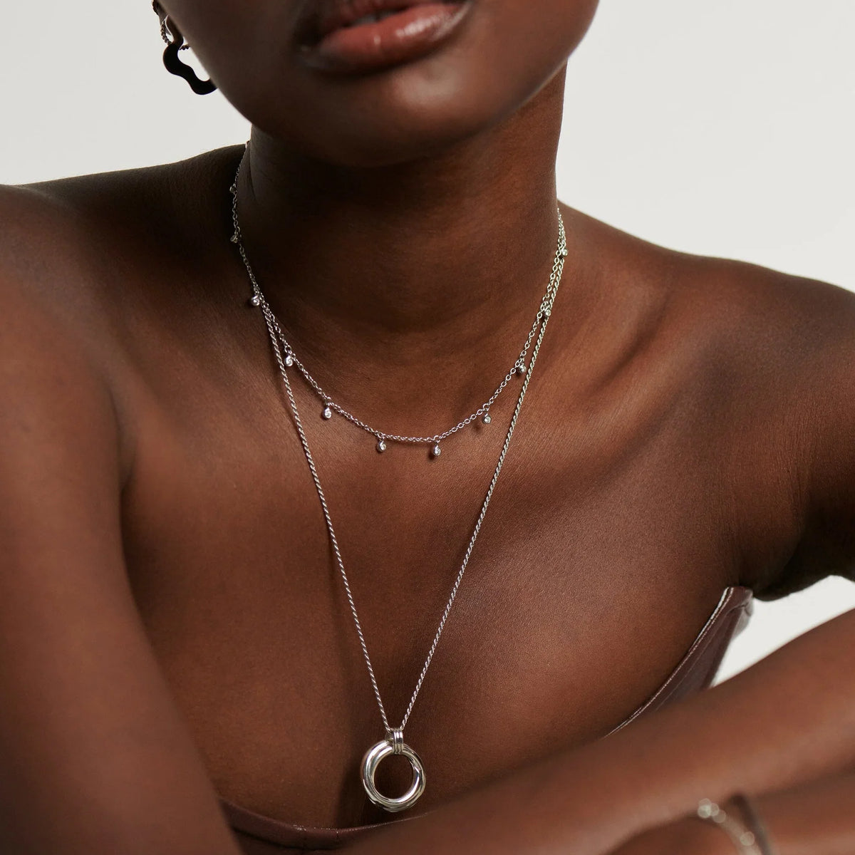 Interstellar Silver Necklace – CALOU